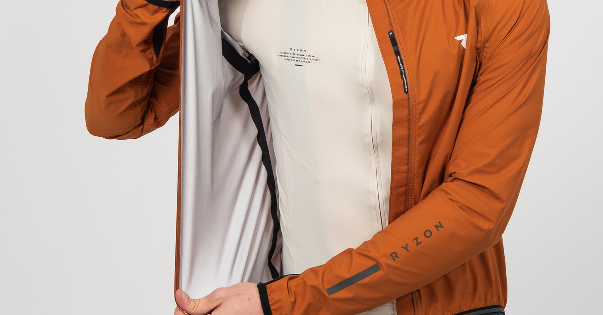 Road bike jacket for all weather conditions by Ryzon